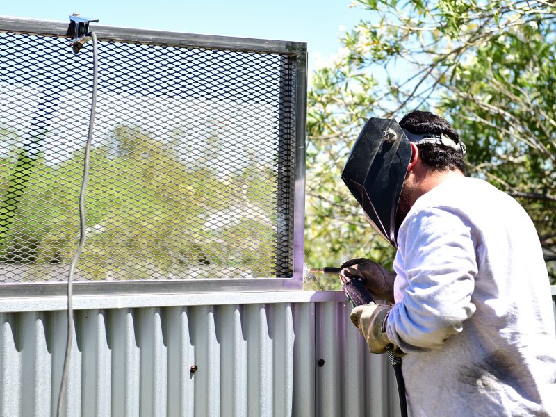 Photo Essay: Fence Top Screen Installation - Western Sky Communications